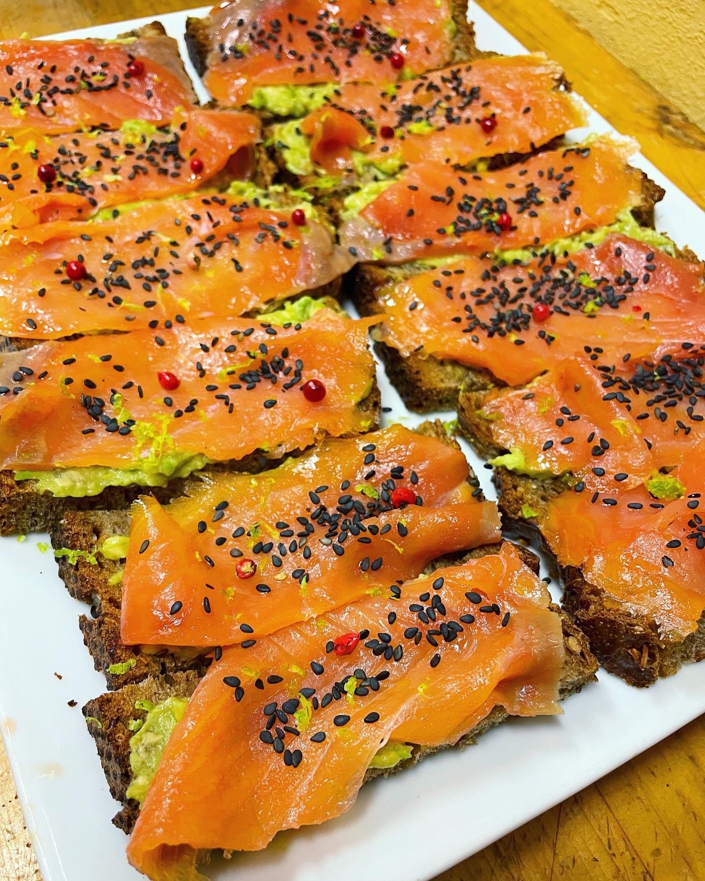 Avocado toast al salmone | Bananna Kitchen